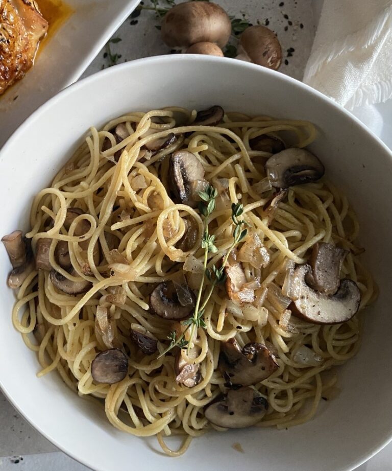 Spaghetti with Mushrooms and Garlic - Healthy, Easy Home Cooking ...